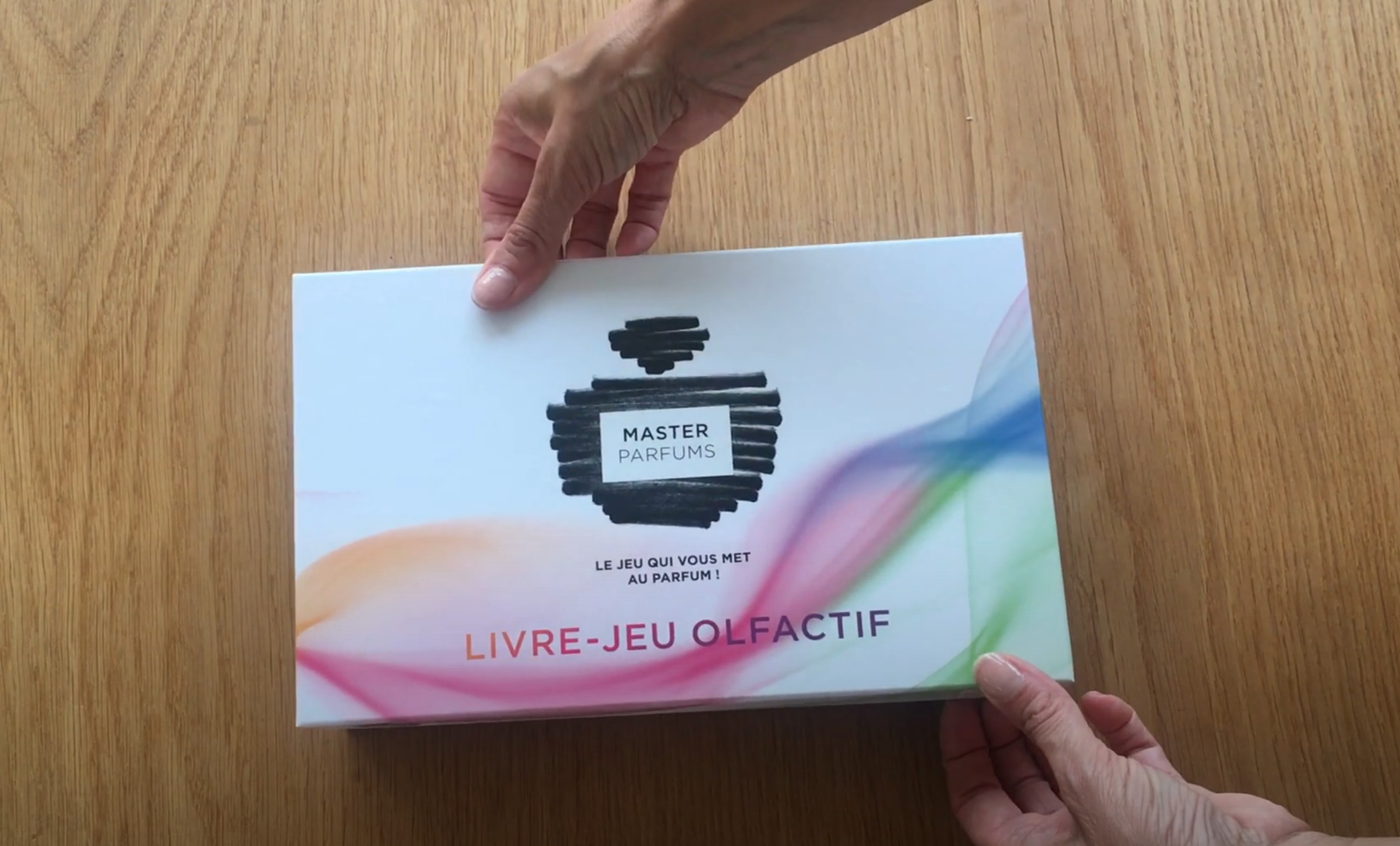 WHAT'S INSIDE THE MASTER PARFUMS GAME? - Master Parfums